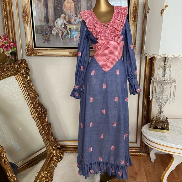 Joy Stevens California | Dresses | Joy Stevens California Tie Corset ...